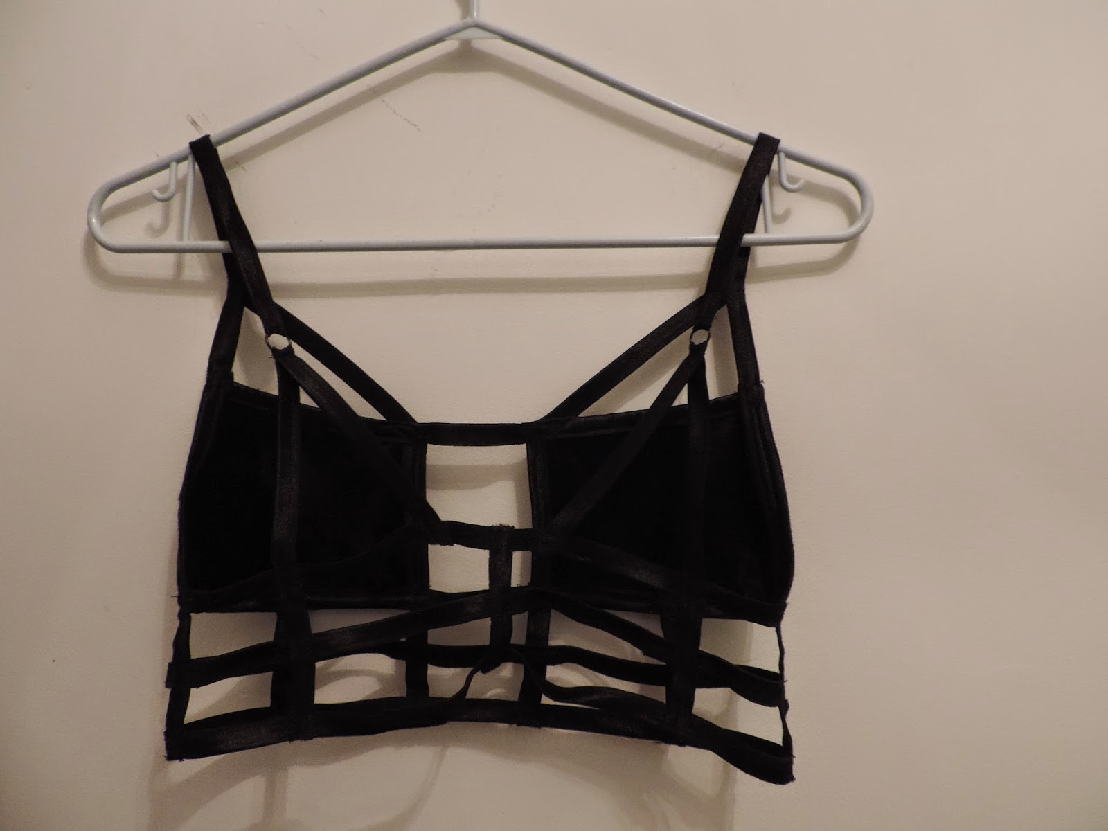 vintage rose : DIY: One Teaspoon Caged Bra