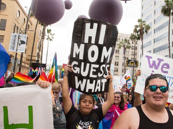 Hilarious Pride Signs That Will Make Even Homophobes Laugh Out Loud (90 ...