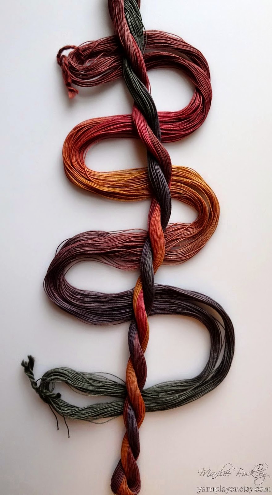 Yarnplayer's Tatting Blog: "Knitty Gritty"