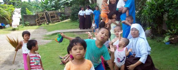 Ang IGLESIA NI CRISTO: Pagtulong sa Mahihirap, Iglesia Katolika ang ...