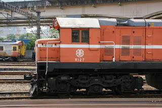 Blair's 鐵道攝影: R127柴電機車 / TRA R127 Diesel-electric Locomotive