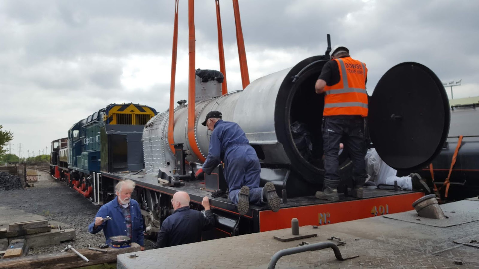 North Tyneside Steam Railway: Boiler Lift Pt2