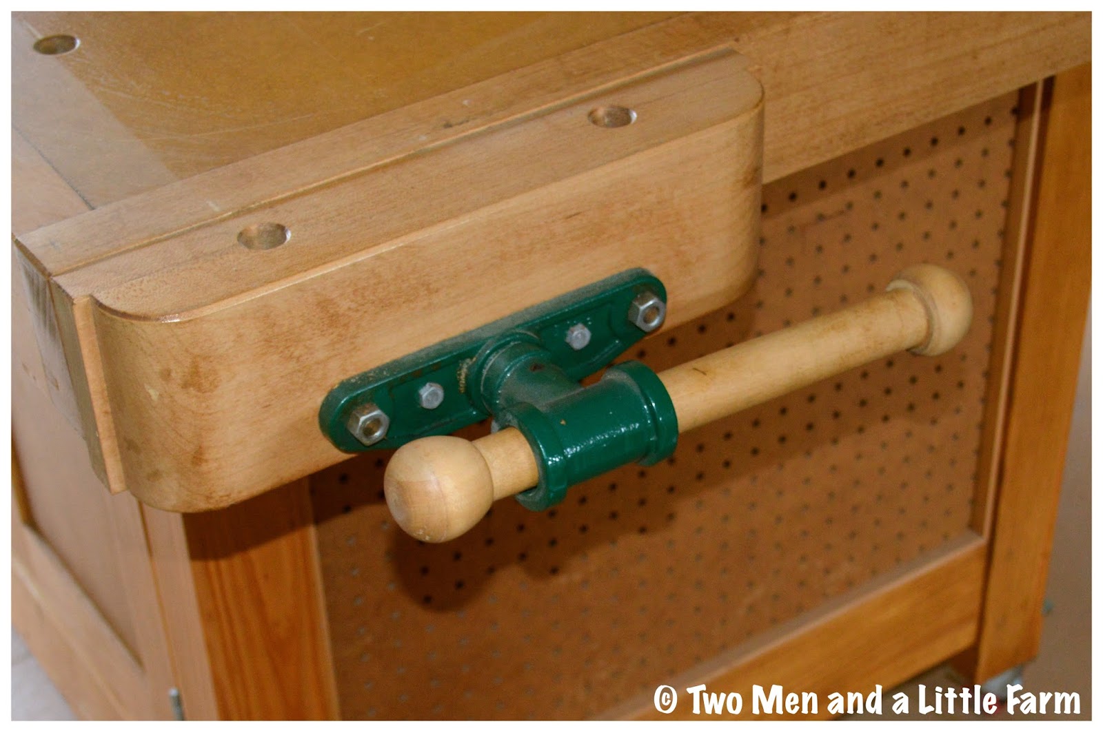 Two Men and a Little Farm: DAD'S HOMEMADE WORKBENCH