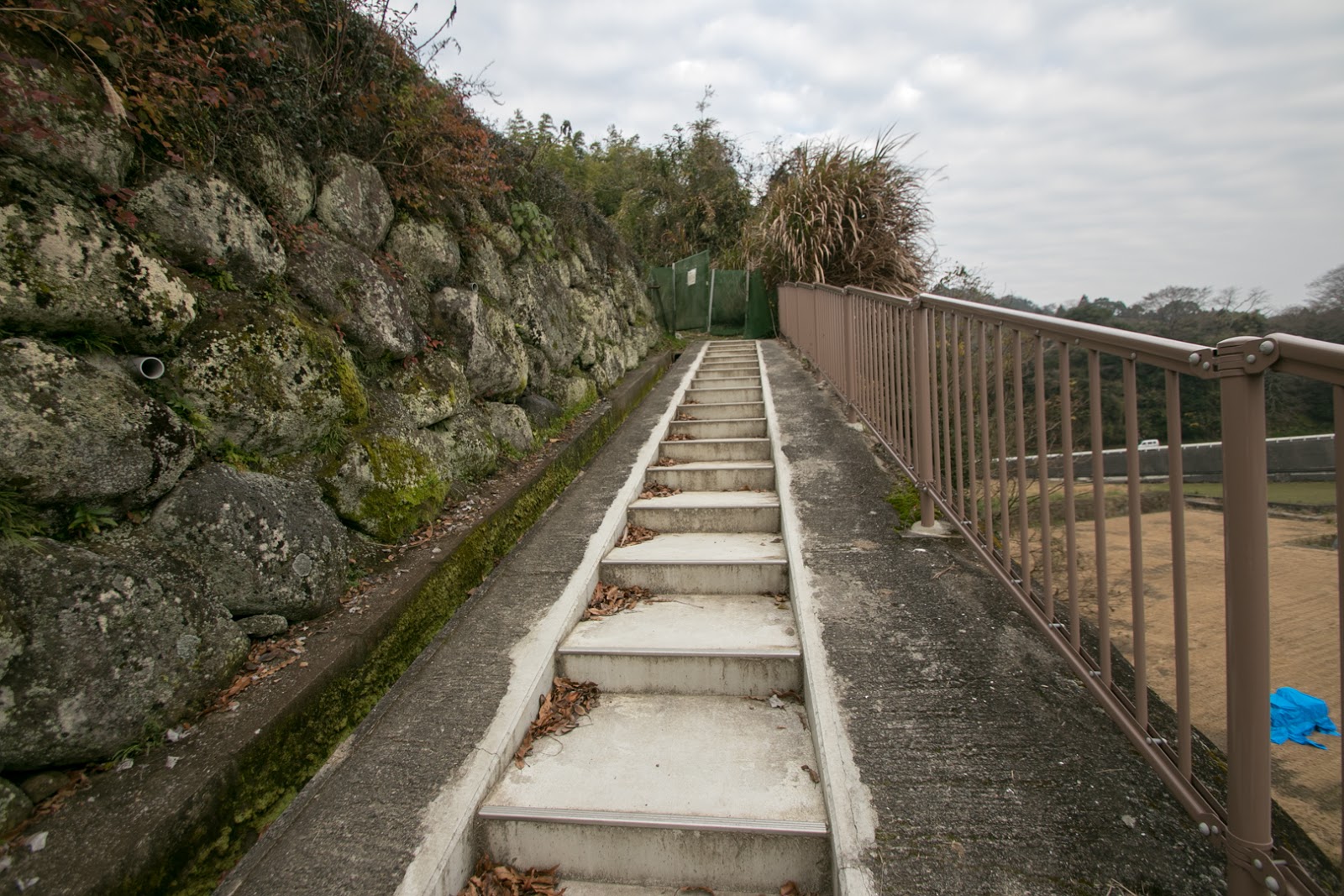 Hinoe Castle -Majestic castle of pious Christian lord- | Ken's Storage ...