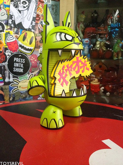 Toy-Review: Fire-Catzilla by Joe Ledbetter
