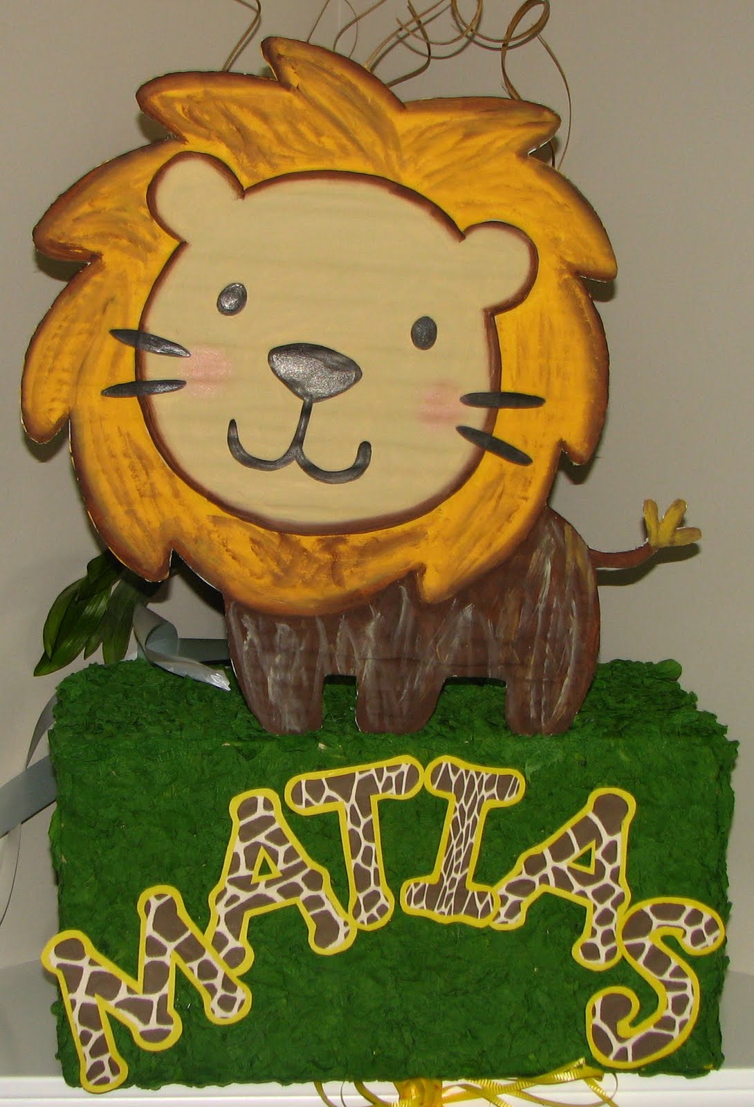 Utopia Party Decor: Jungle Party Decor