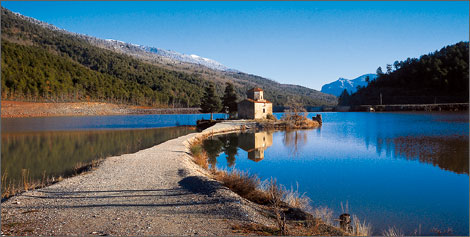 Greece-Travel-Fun: ORINI KORINTHIA AND THE FAMOUS LAKES.