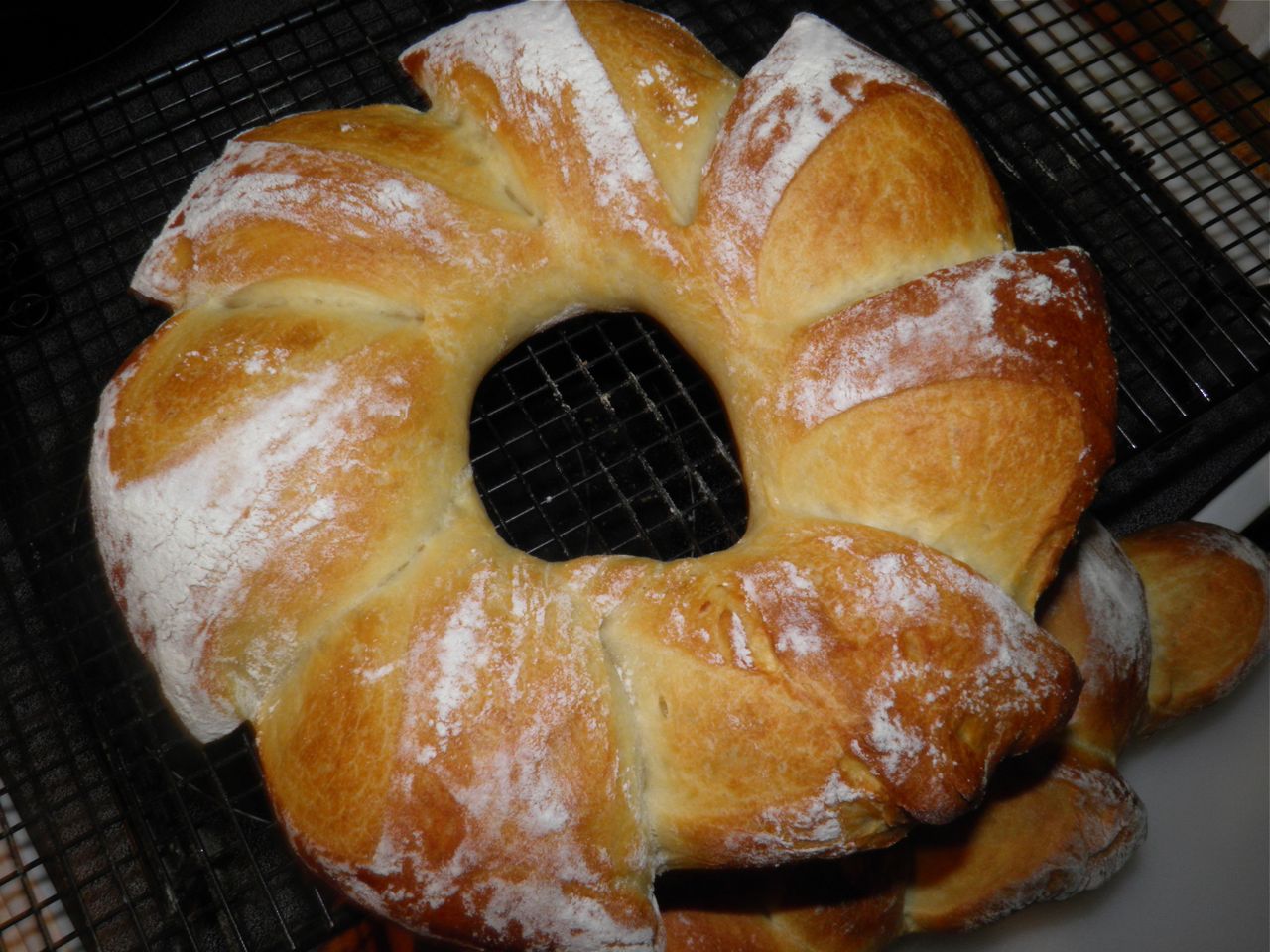 Docaitta Lifestyle: Weekend Baking: French Épi Bread (Sheaf of Wheat)
