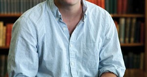 The Art Divas / Divas of Verse: The Pigeon by Dan Chiasson