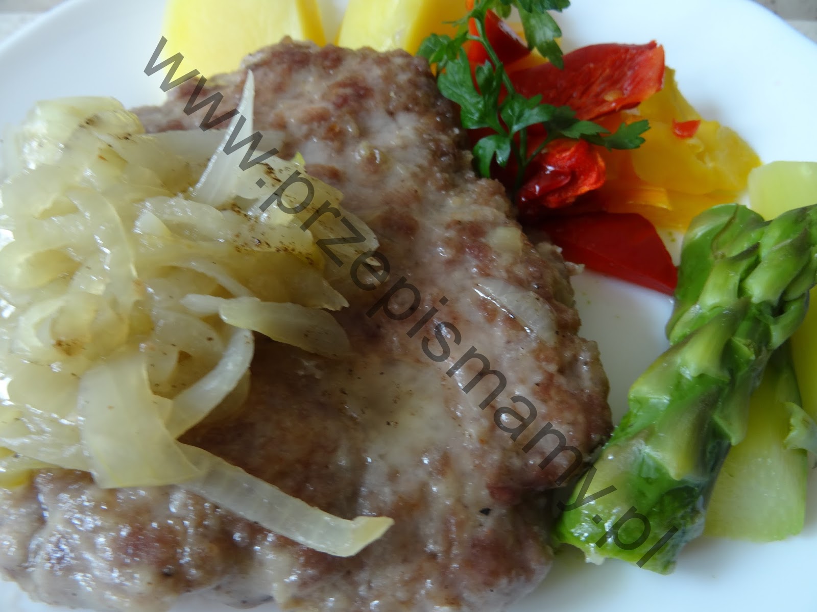 Stek wieprzowy z cebulą