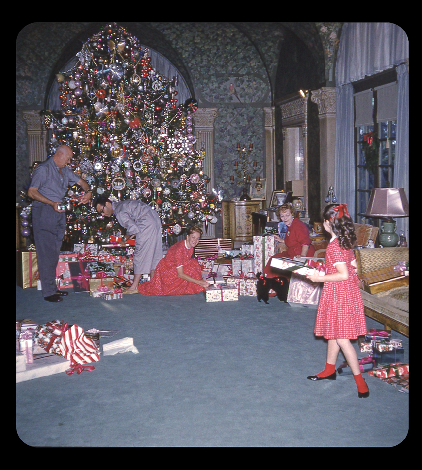 Amazing Vintage Photographs of Harold Lloyd’s Magnificent (Year-Round ...
