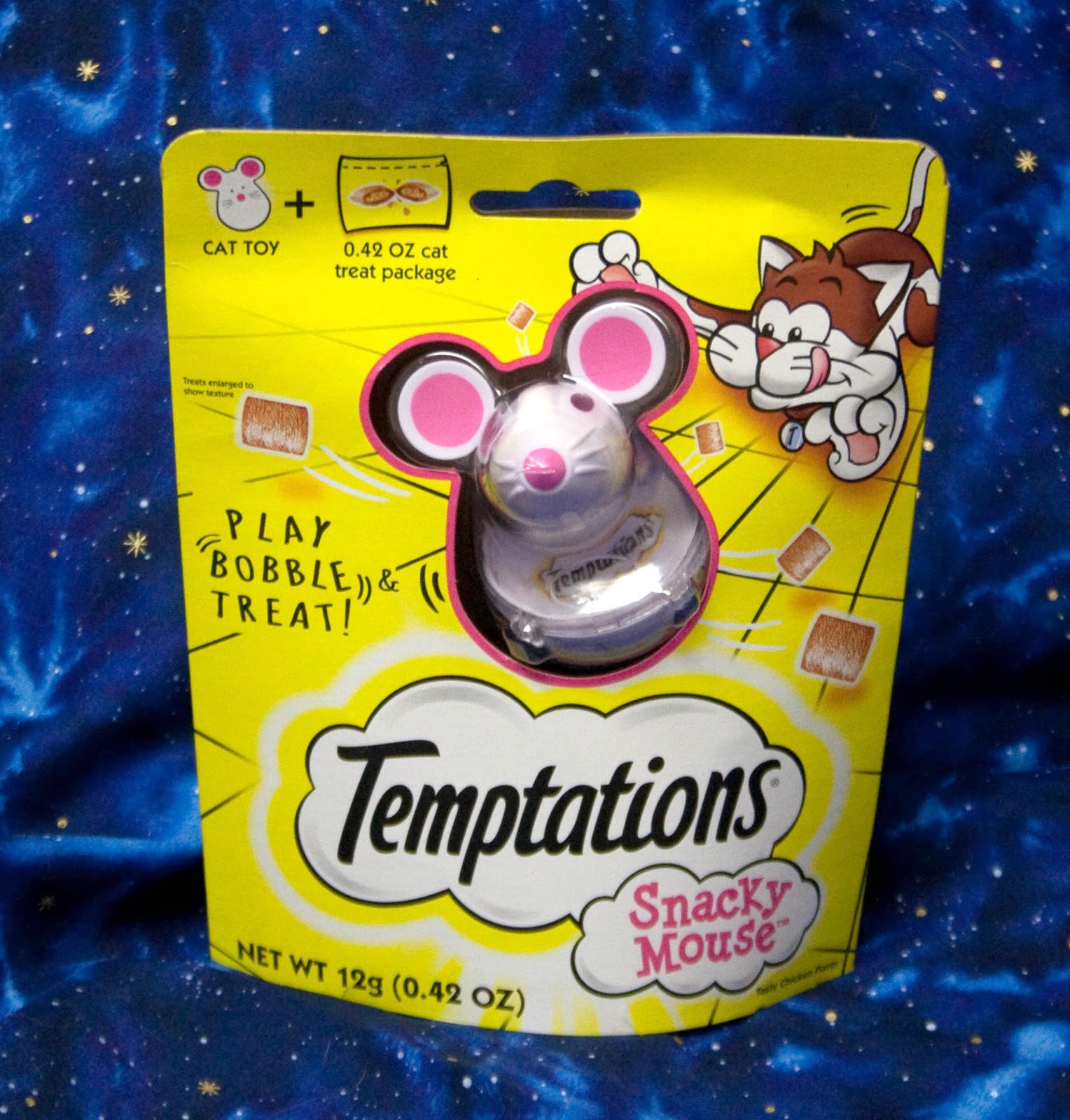 Peaches and Paprika: Temptations Snacky Mouse Review #Chewyinfluencer