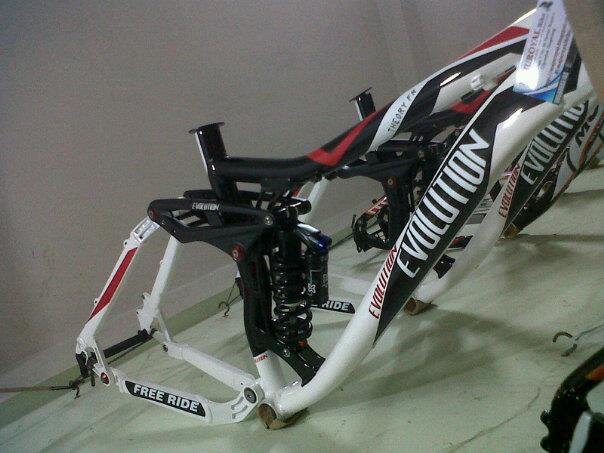 Frame Evolution FR Harga: Rp. 5,700,000,- - Toko Sarana Sepeda