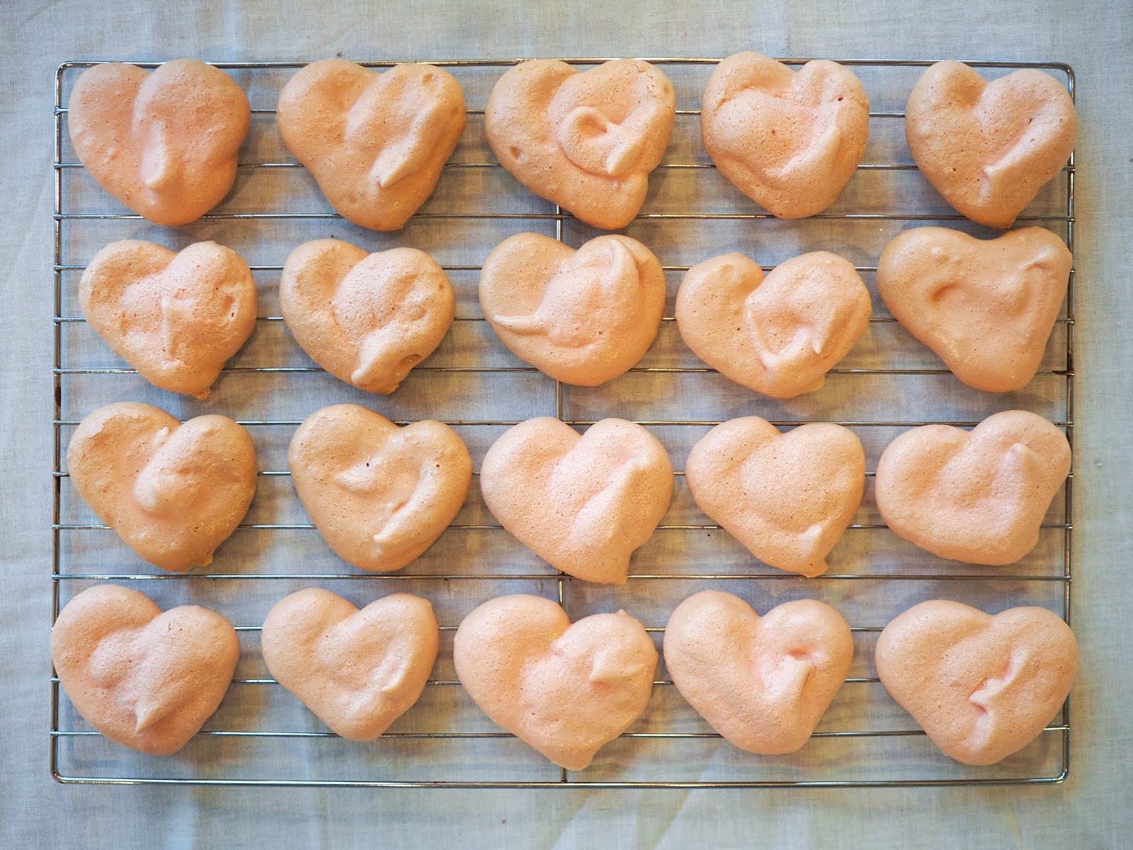 Little Hiccups: Strawberry Meringue Hearts for Valentine's Day