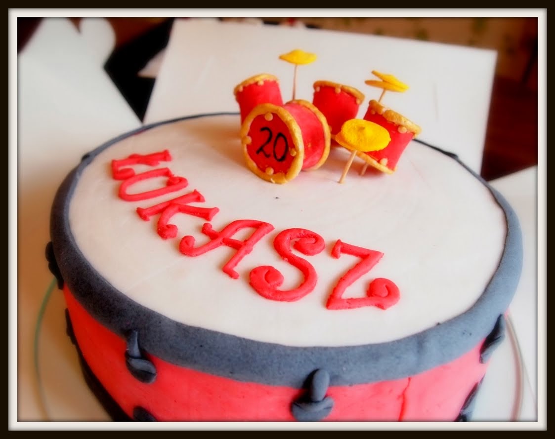 Ciastognioty: Tort perkusja