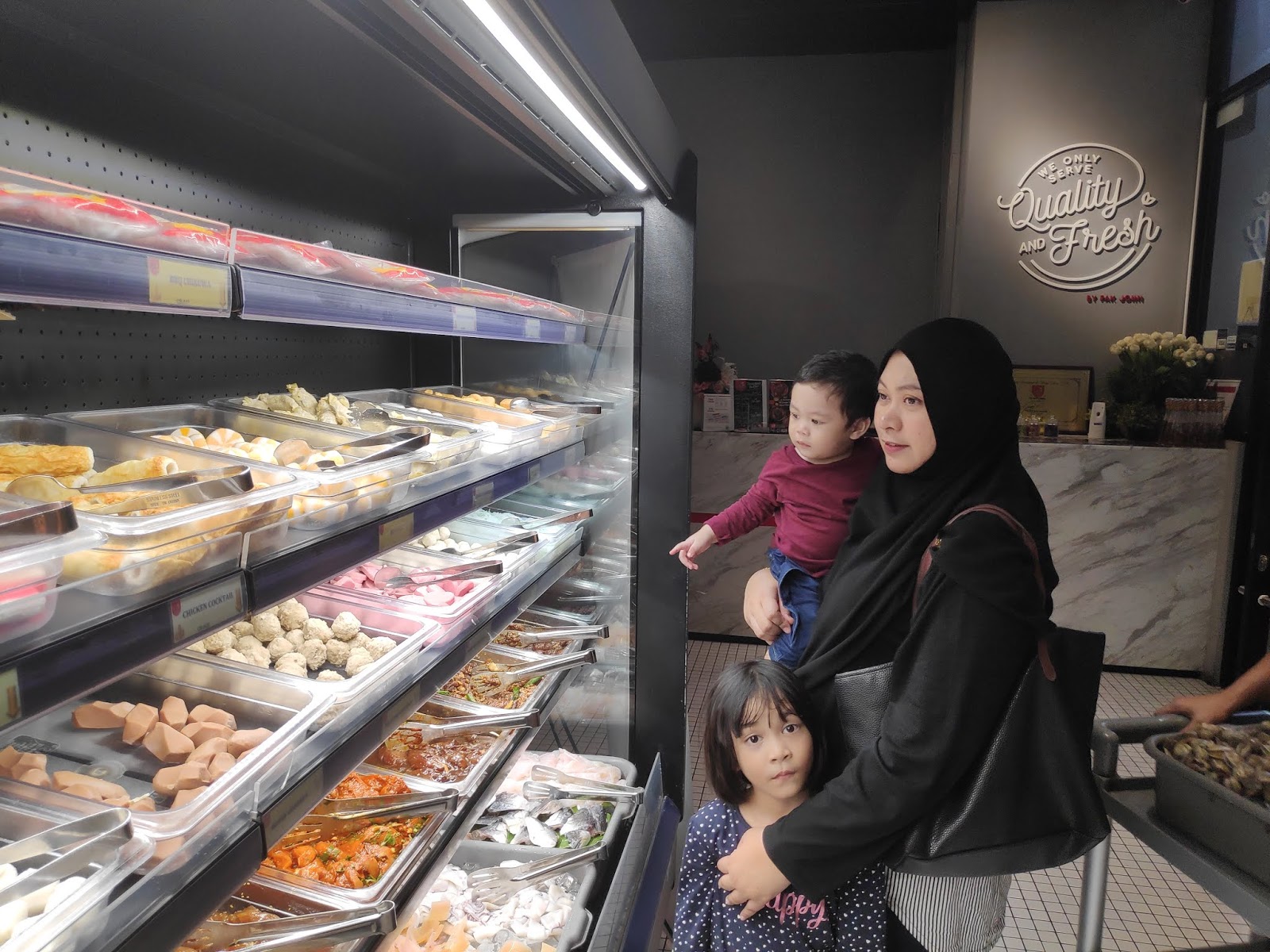 Moon punyer blog: Pak John Steamboat & BBQ Buffet IOI City Mall