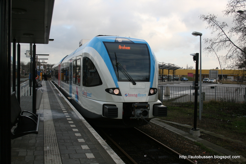 Openbaar Vervoer Wereldwijd: Breng treinen tussen Arnhem en Doetinchem