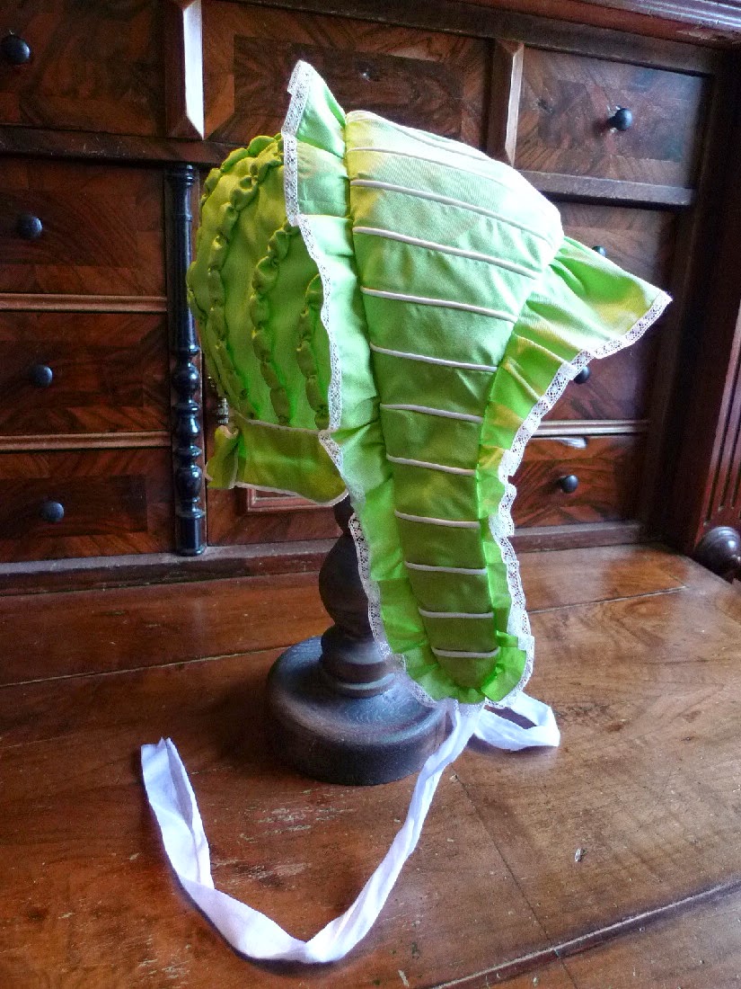 Kleidung um 1800: 2014