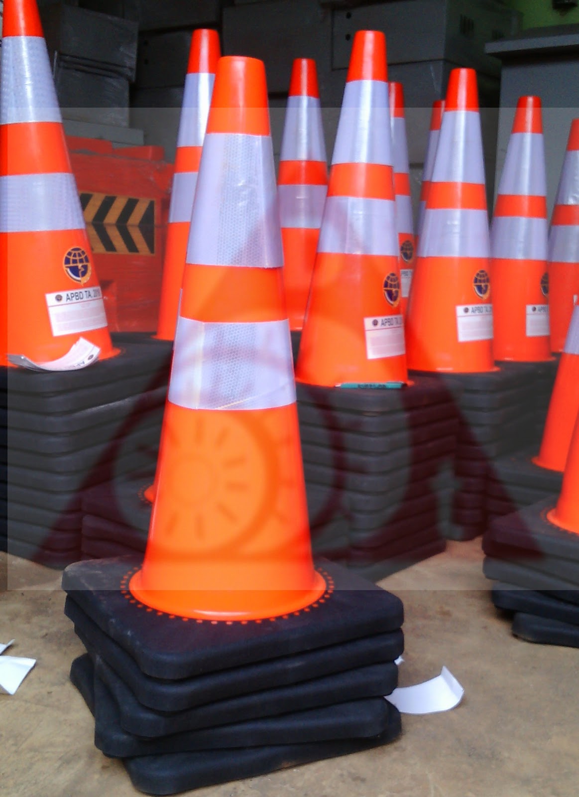 Kerucut Lalu Lintas / Traffic Cone