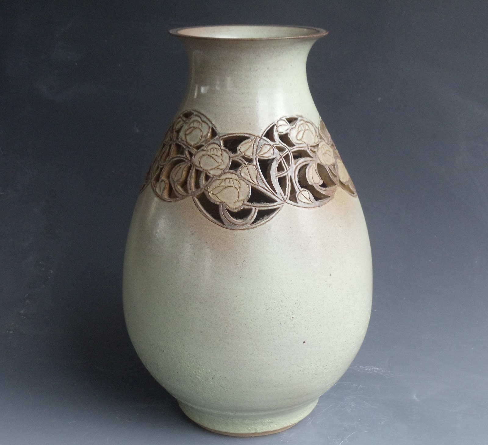 Julia (Munn) Livingston Pottery - ARCHIVED: 1970s