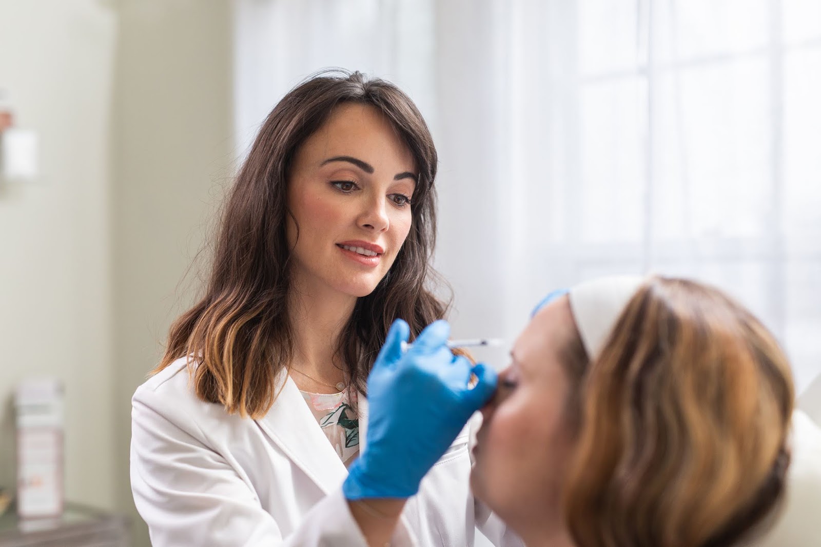 Tips for Choosing the Right Cosmetic Injector