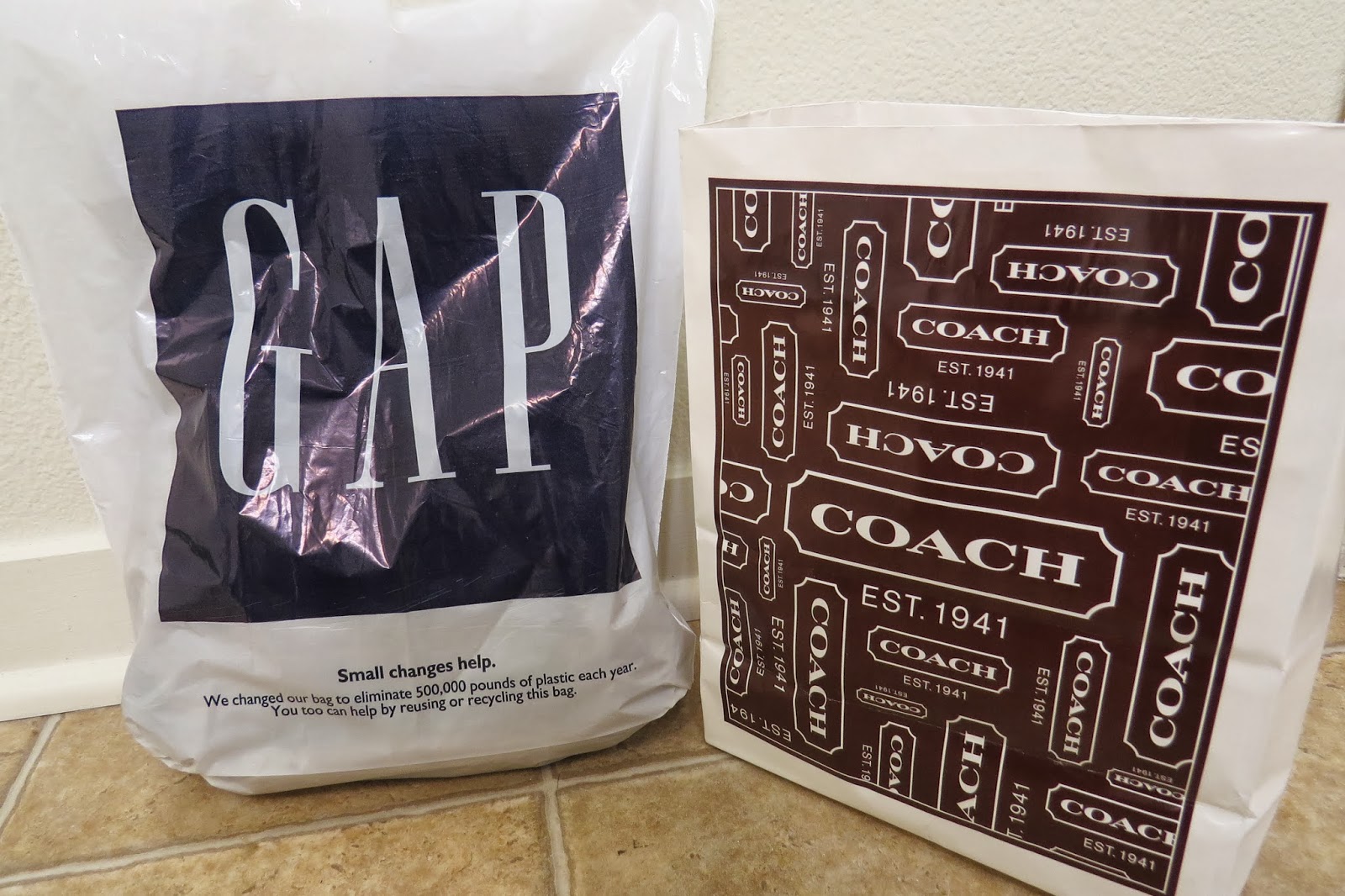Carlsbad Premium Outlets Haul - Coach & Gap | It has grown on me!