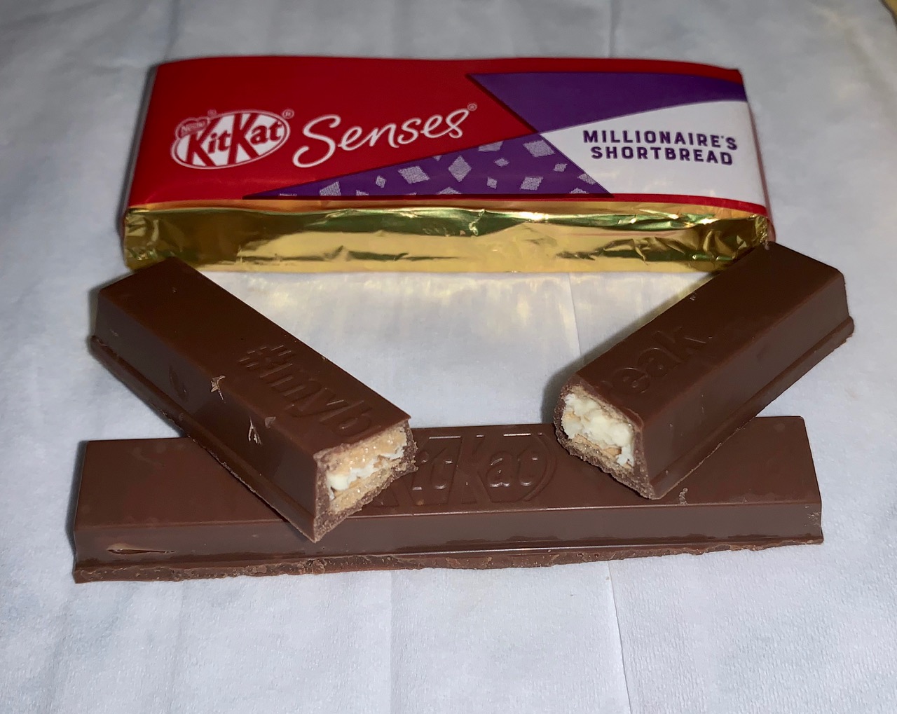 FOODSTUFF FINDS: Kit Kat Senses - Millionaire’s Shortbread (Asda) By ...