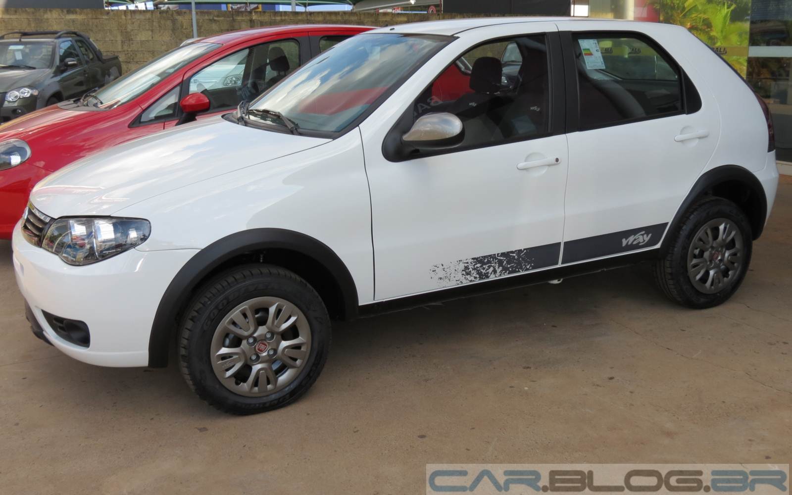 Novo Fiat Palio Fire Way: fotos e vídeo da versão básica | CAR.BLOG.BR