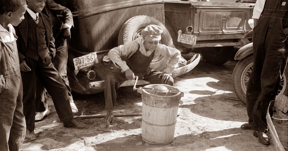 Old Picture of the Day: Making Ice Cream