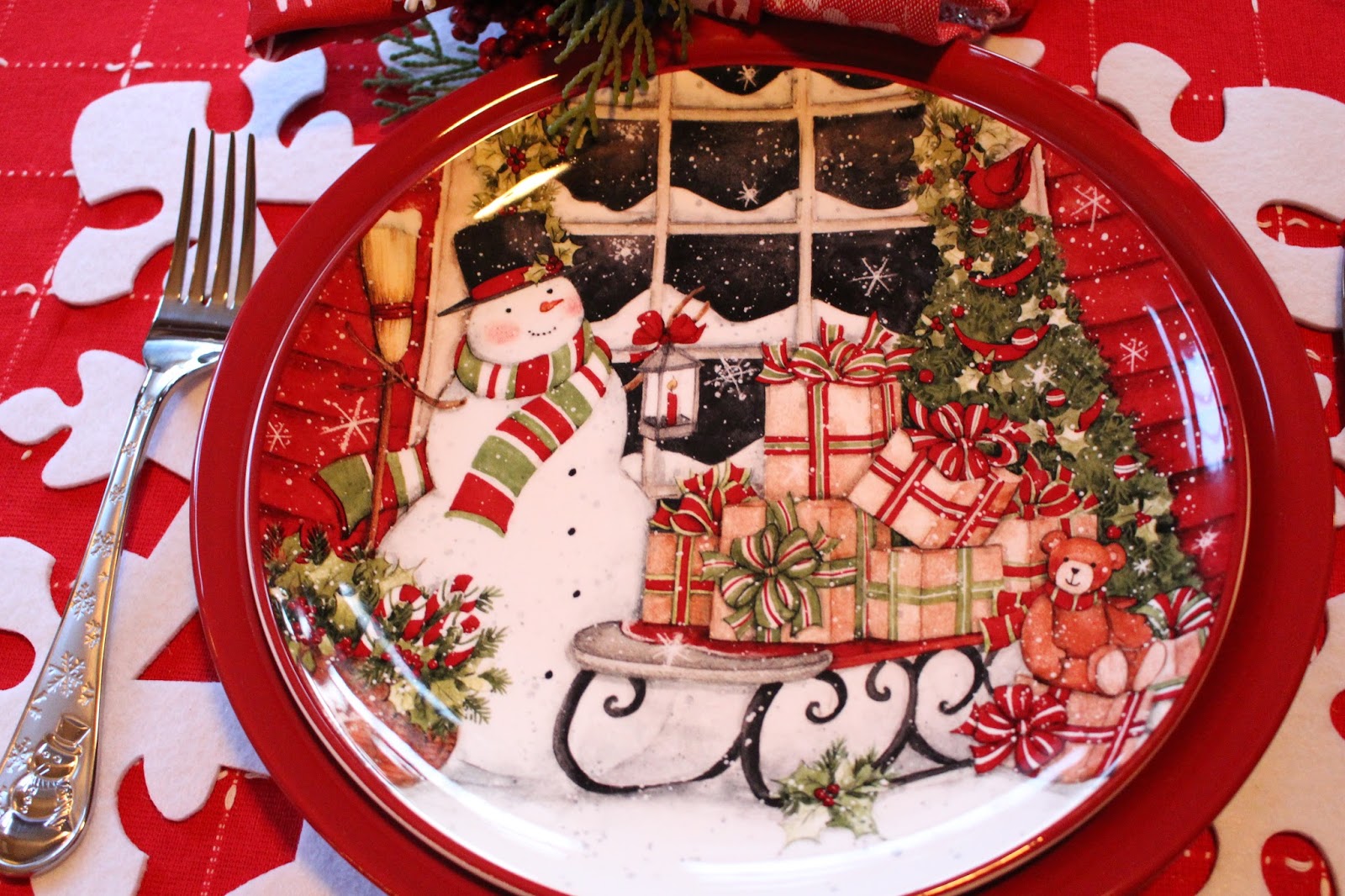 Designs by Pinky: Decking the Halls....and Table!!!