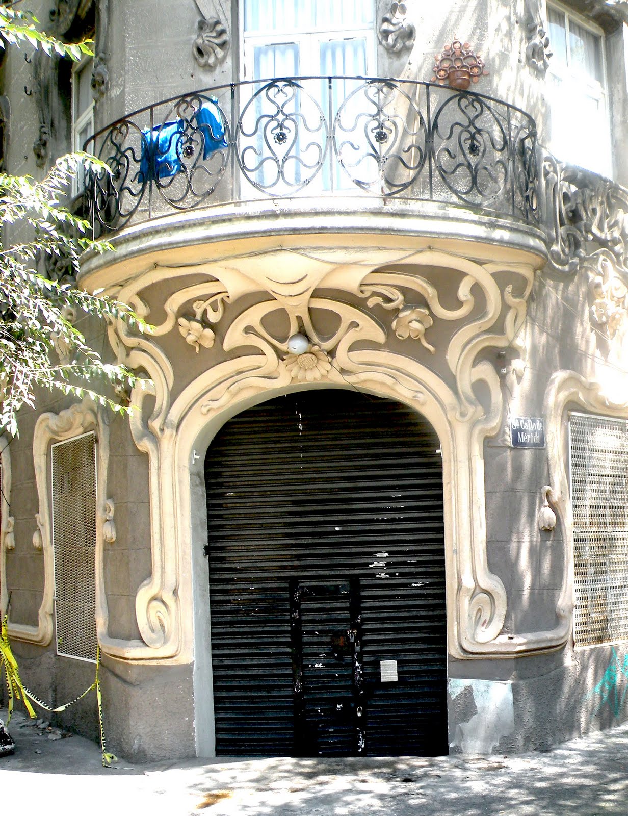 Mexico City: An Opinionated Guide: COLONIA ROMA RISES