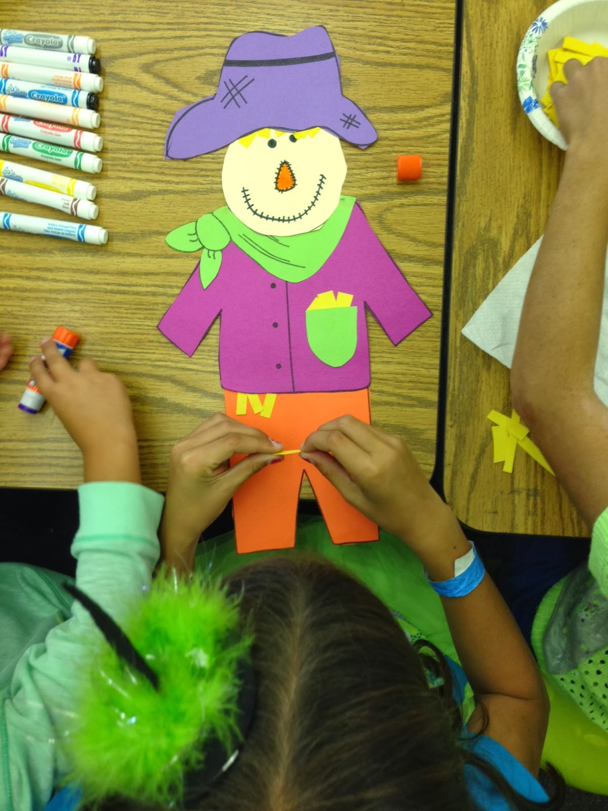 Scarecrow Craft for Primary - Apples & ABC's