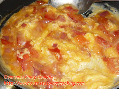 Ginisang Kamatis at Itlog