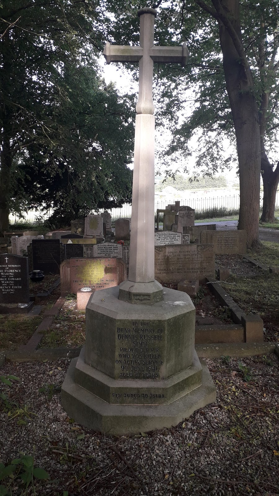 War Graves and Memorials: Ashbourne Cemetery