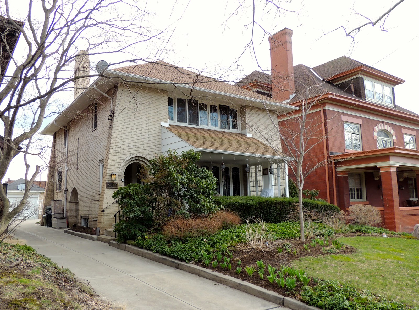 One Girl and One Beagle's Scheibler Treasure Hunt: McLaughlin House ...