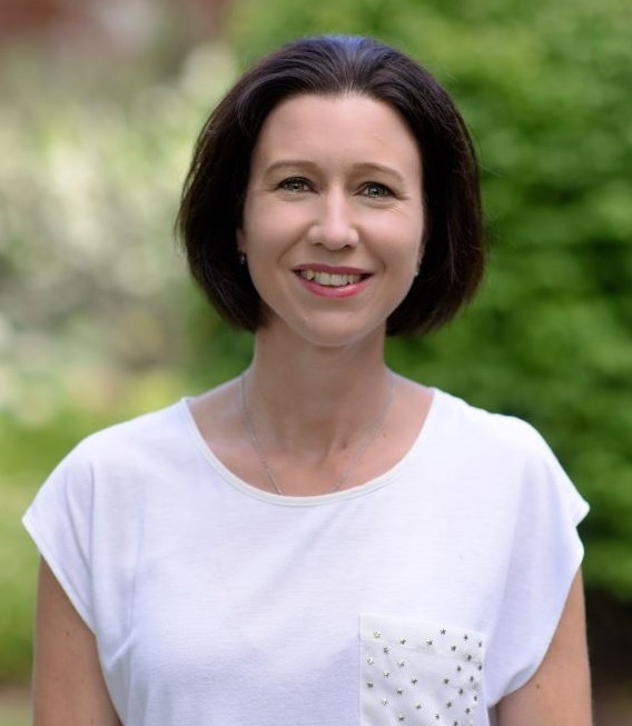 Quick Brown Fox: “Living on a Prayer” by Robyn Morris