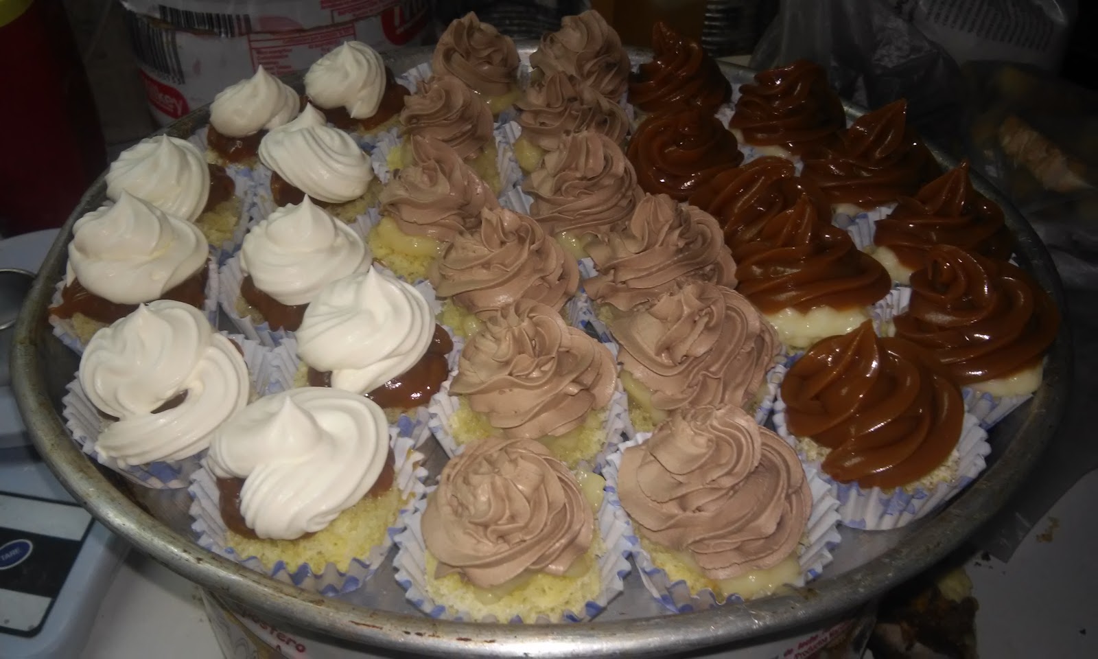 "Todo casero" De Miriam Scardulla~Pastelera: Masas Finas