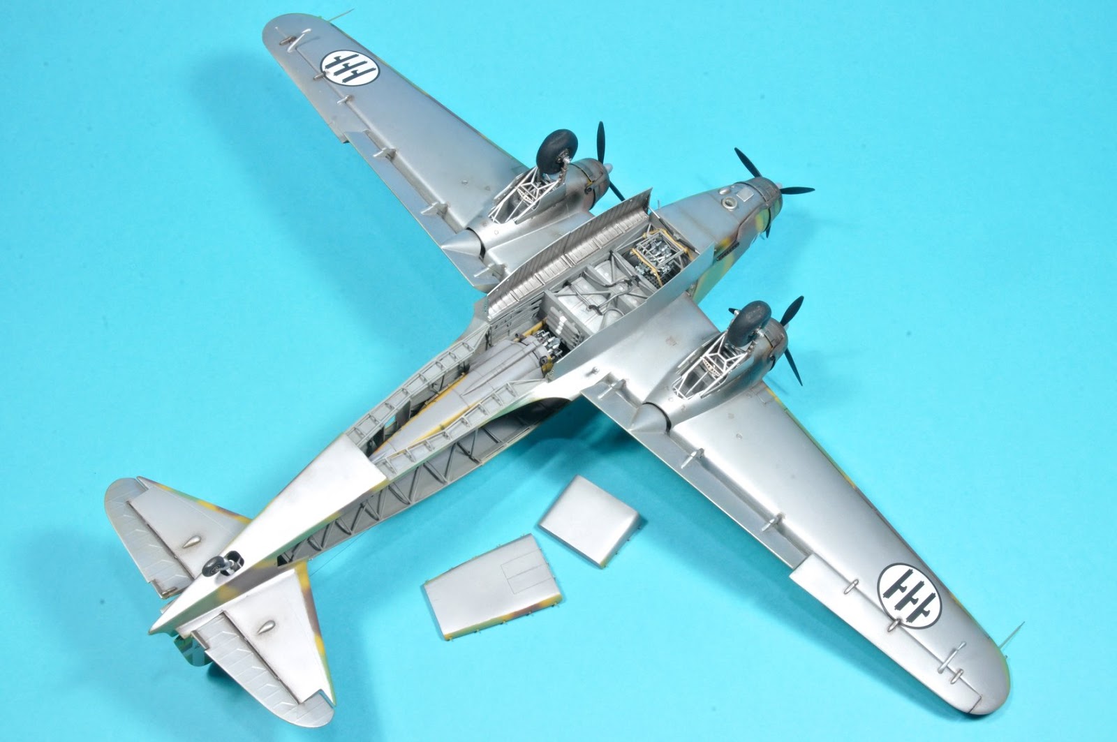 Oldsarges Aircraft Model blog: Philippe Martin Amazing SM-82