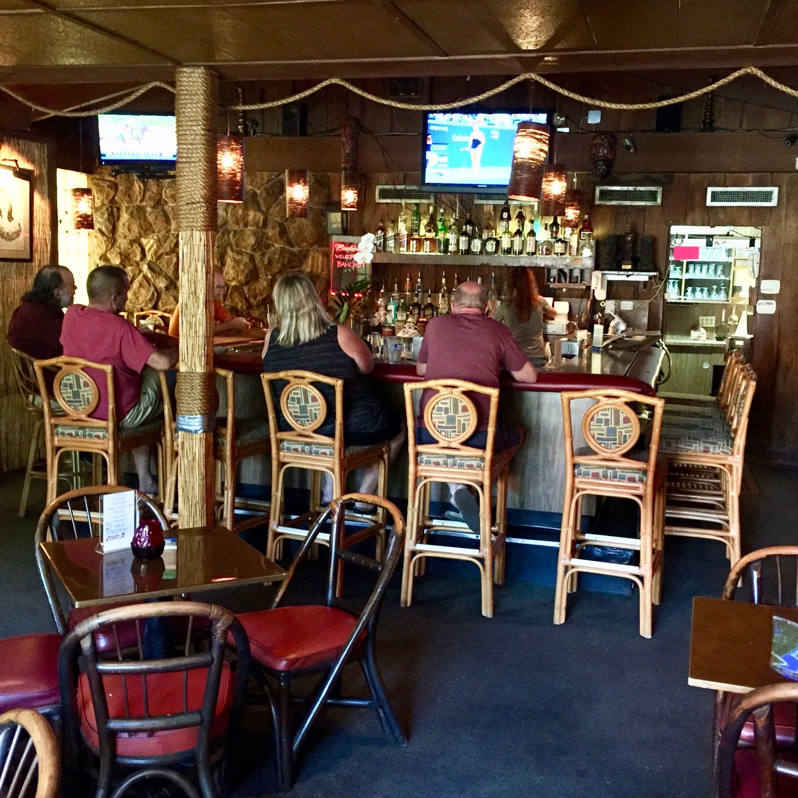 Eating Orlando An Orlando Food Blog: Sarasota's Bahi Hut tiki bar: a ...