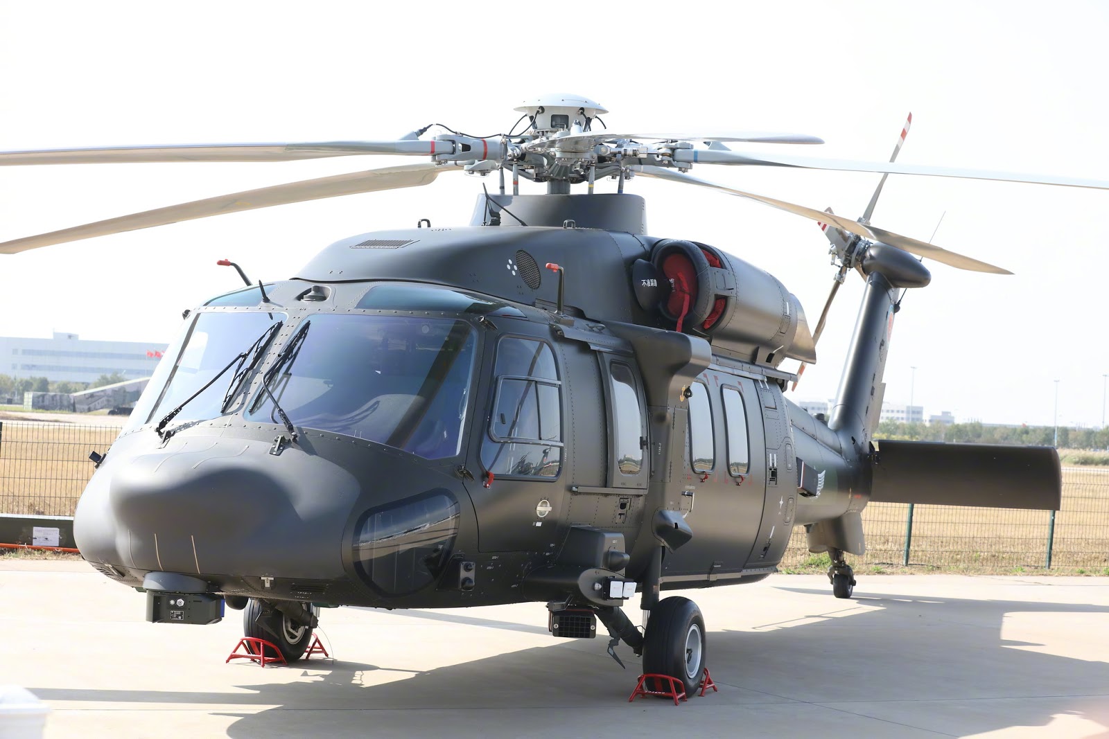 AAG_th บันทึกประจำวัน: เฮลิคอปเตอร์ใช้งานทั่วไป Z-20 จีนใช้ระบบควบคุมการบิน fly-by-wire