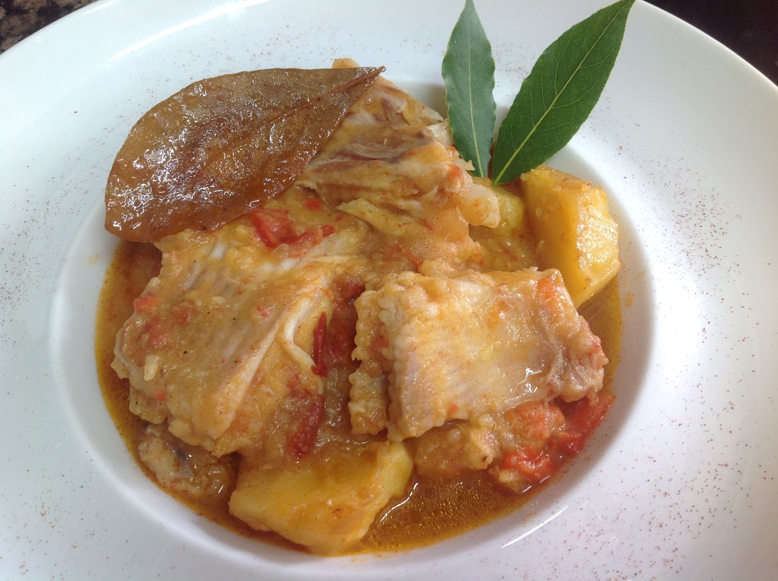 La Cuina de la Nica: GUISO DE RAYA CON PATATAS