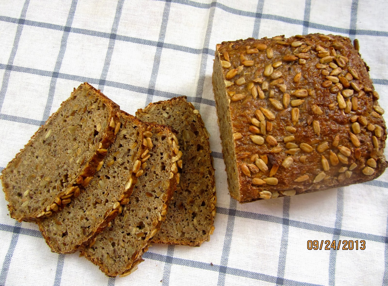 Brot & Bread: CECILIENHOF VOLLKORNBROT - WHEN TASTE MEETS TRADITION