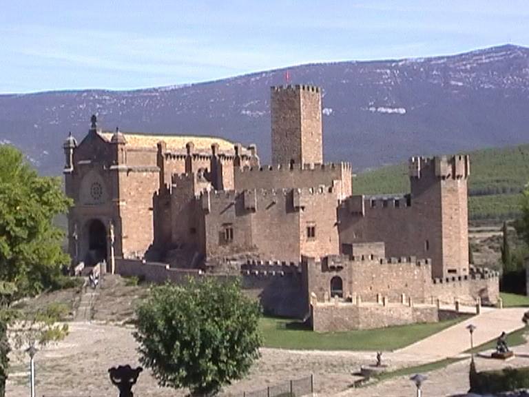 Los Viajes de Bevi, la Bellota Viajera: Castillo de Javier, Navarra
