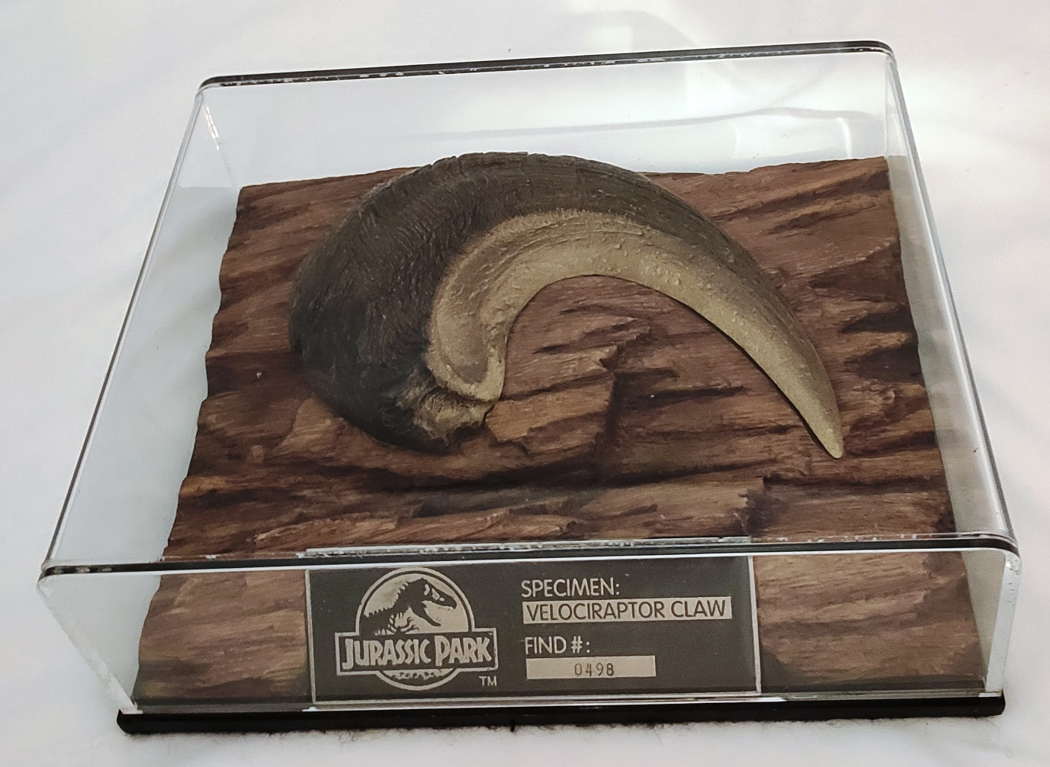 THE ICONS AUTHENTIC REPLICAS MUSEUM: Icons Jurassic Park Claws