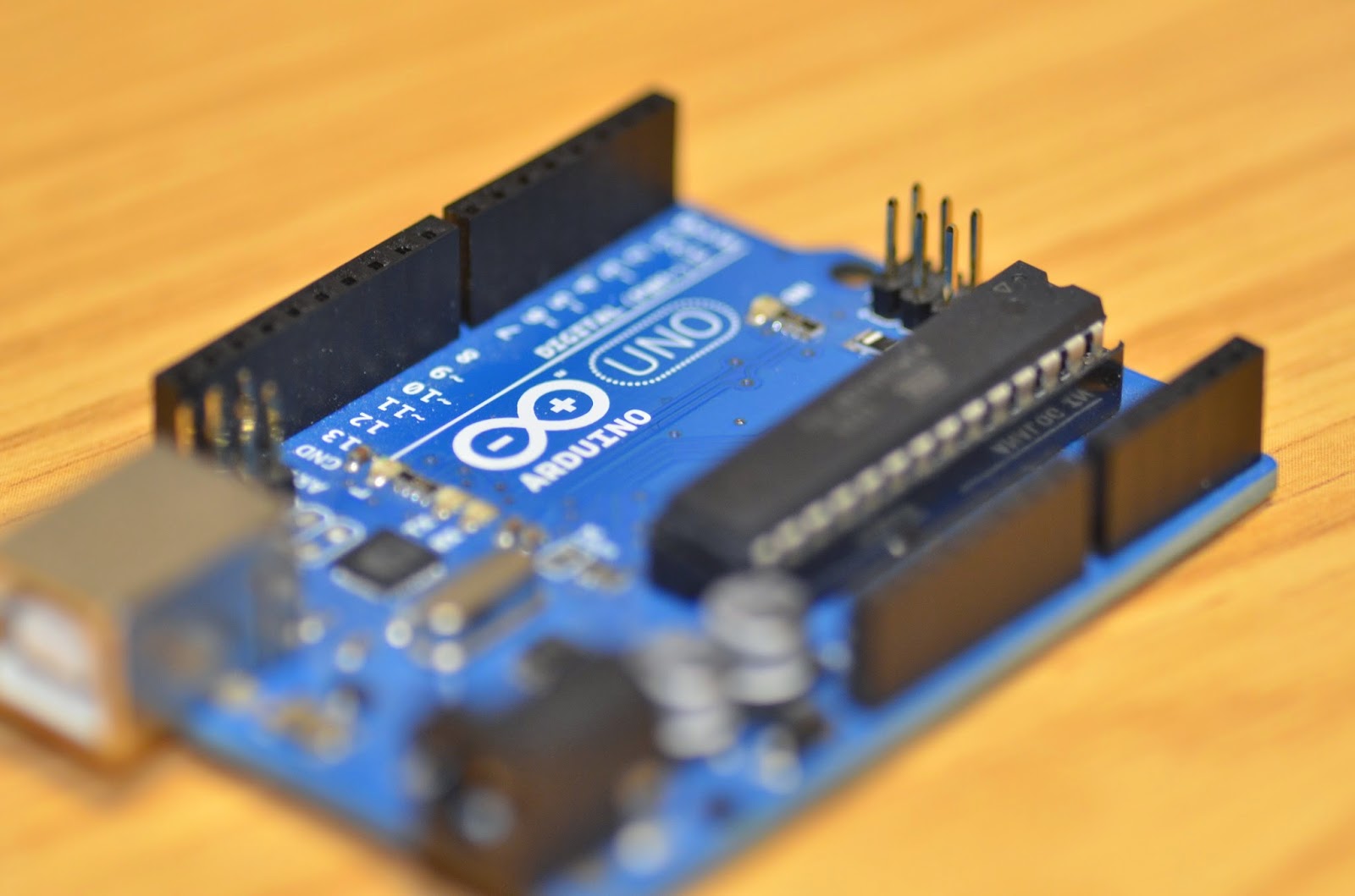 Boothy's Tech Blog: Adventures with Arduino