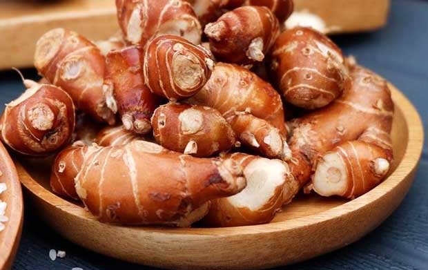 12 Khasiat & Manfaat Kencur, Obat Mata Pegal hingga Batuk-Flu