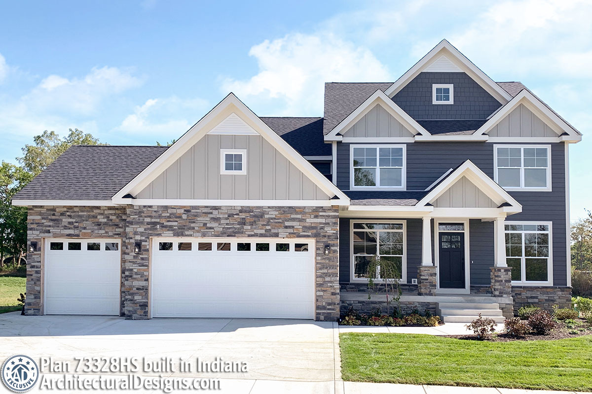 Traditional House Plans - Bathroom and Garden