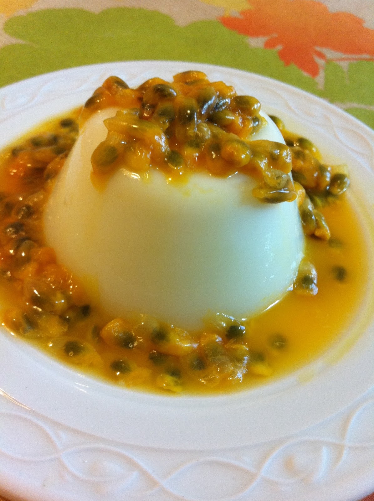 lydie's kitchen: Su Muhallebisi (Milk- Water Pudding)