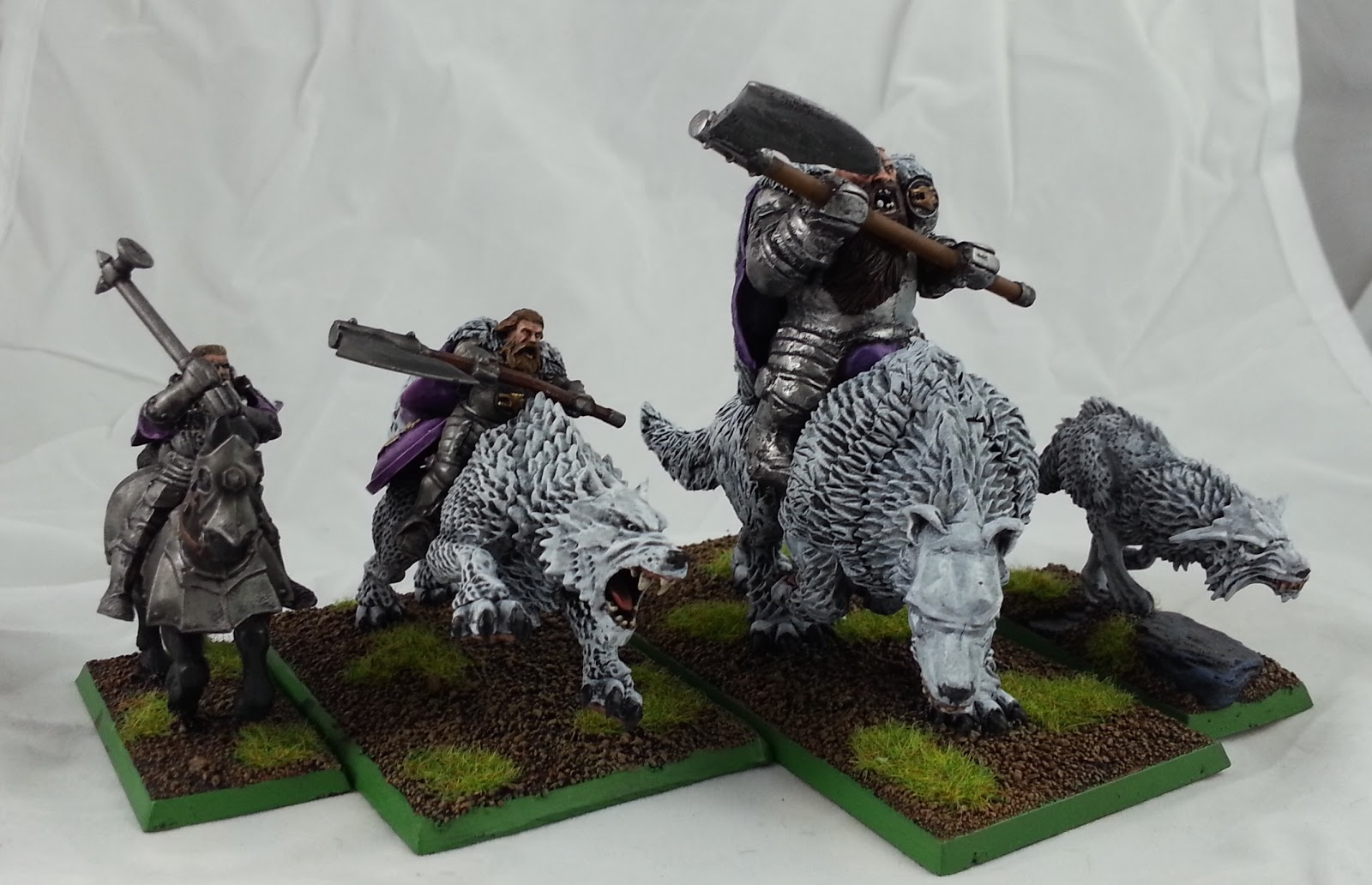 The Hoodling's Hole: Mournwolves finished!