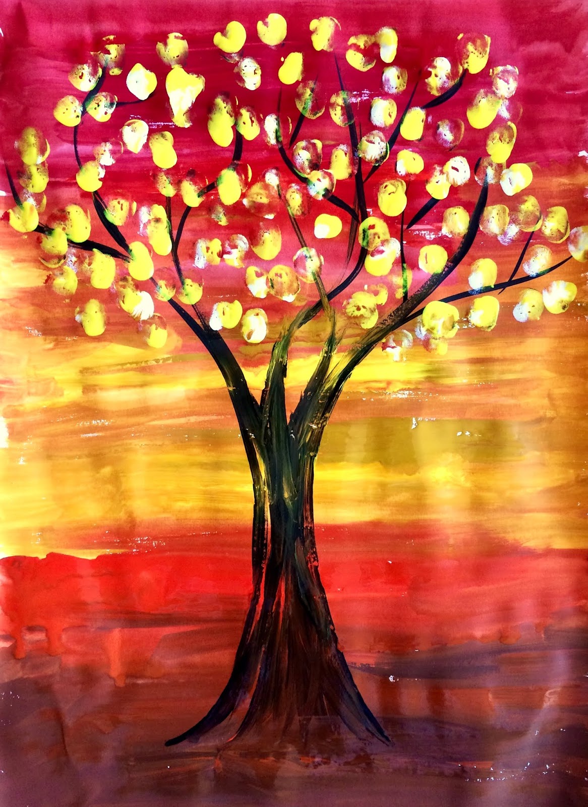 „Un copac în amurg, toamna”- culori calde - Materiale didactice de 10(zece)